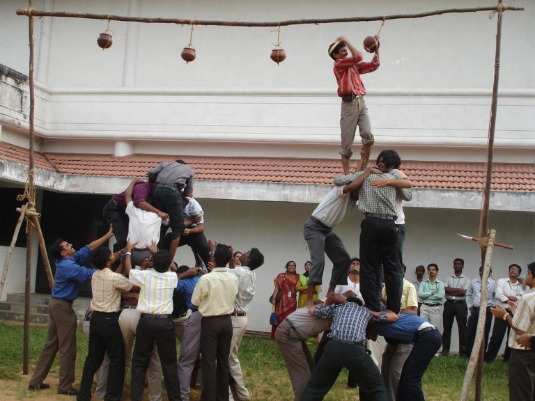 The Human Pyramid Team Building Game - Active Outdoors
